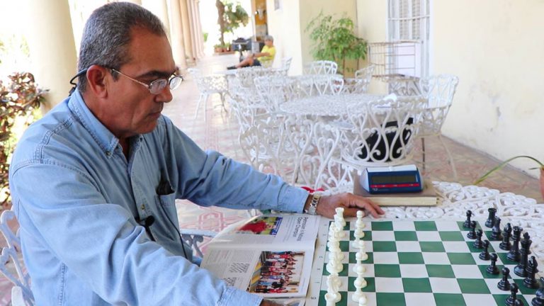 In Cuba, chess is not just a sport—it’s an institution - Medill Reports ...